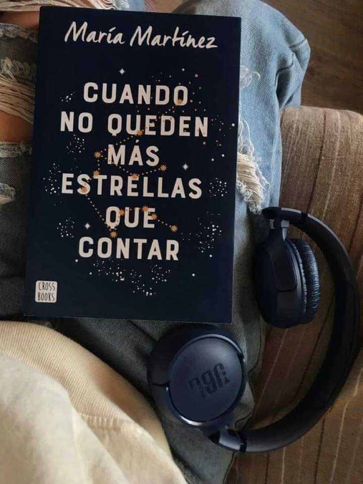 Reseña: Cuando no queden más estrellas que contar - Arthii